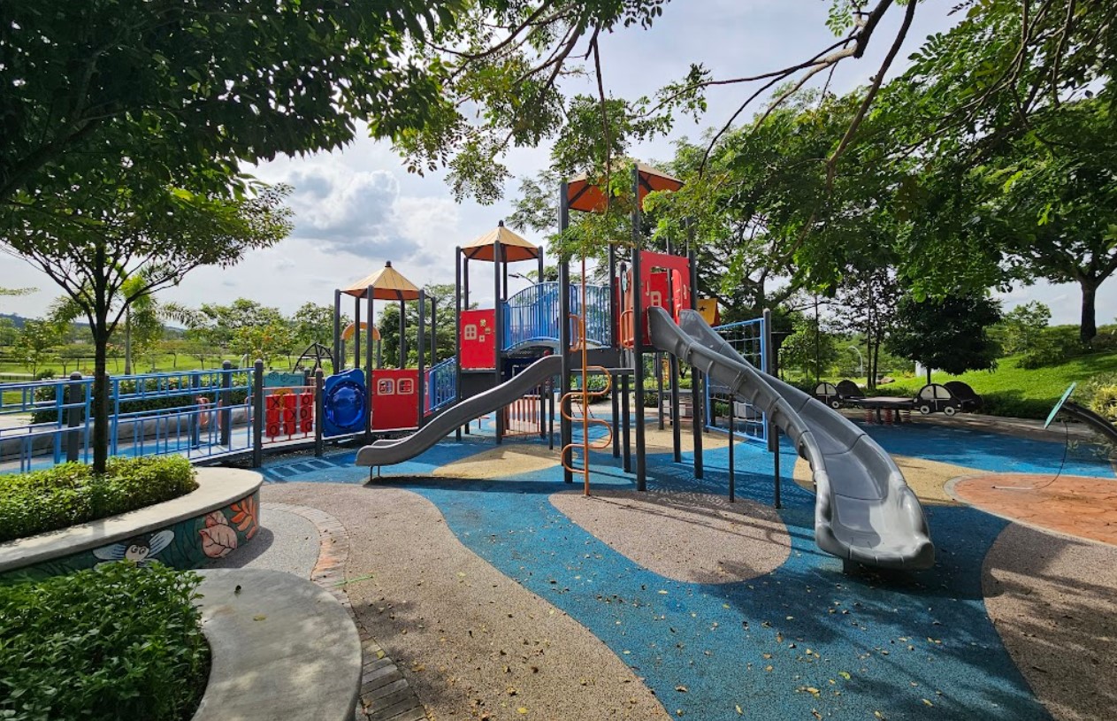 √ Elmina Central Park: Harga Tiket, Waktu Operasi & Aktiviti (2025)